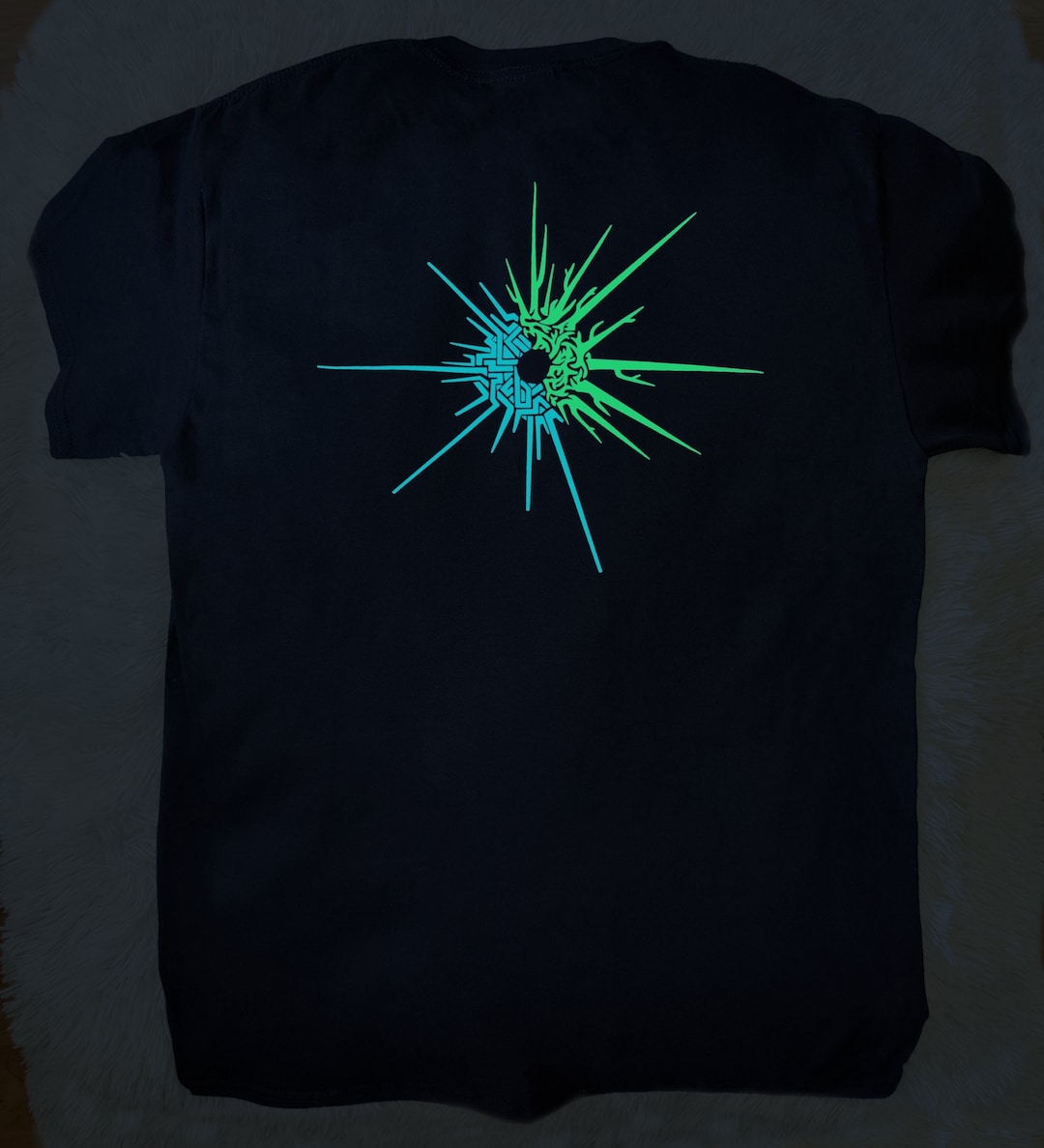 Outer Wilds Glow-in-the-dark T-shirt and Hoodie: the Eye of the ...