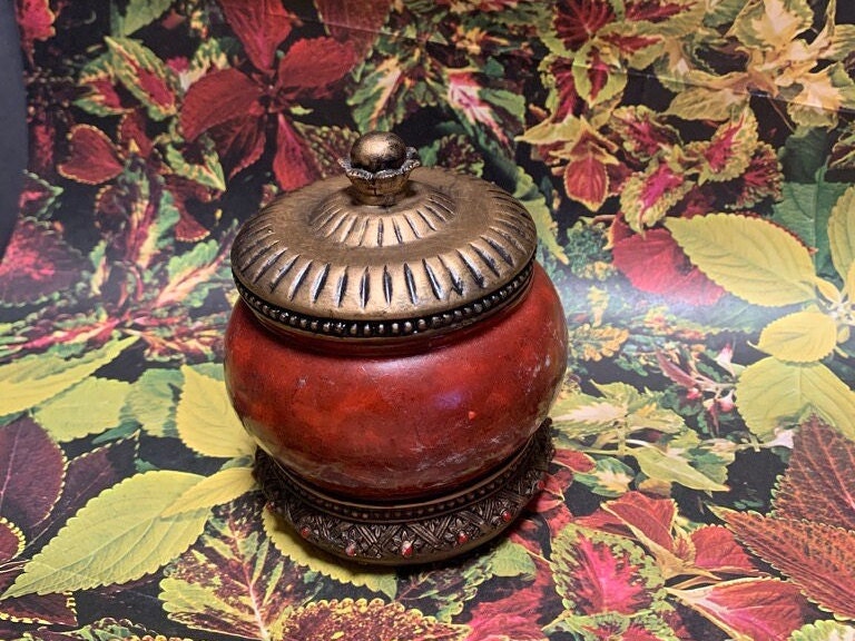 Wooden Round Trinket Box With Lid. Made in China. Deep Red With Gold ...