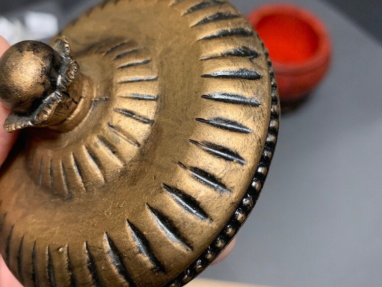 Wooden Round Trinket Box With Lid. Made in China. Deep Red With Gold ...