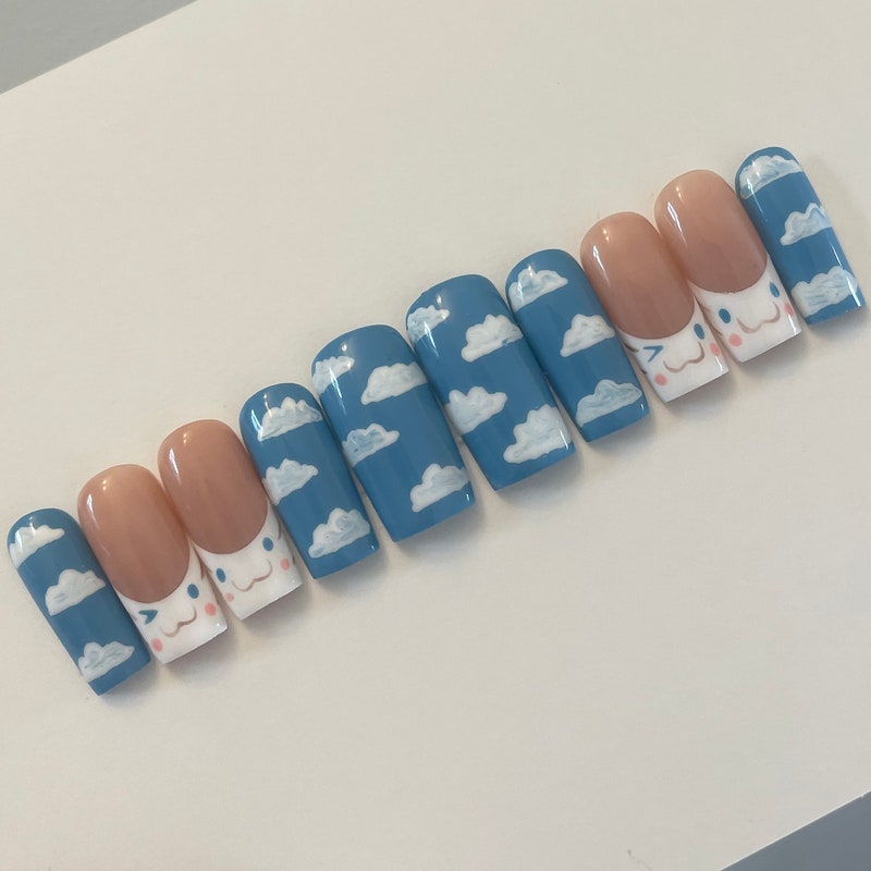 Cinnamon Roll Press on Nails - Etsy