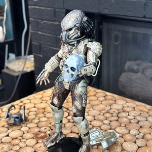 Custom Engineer Predator Mask for 1/4 Neca Jungle Hunter Predators Made ...