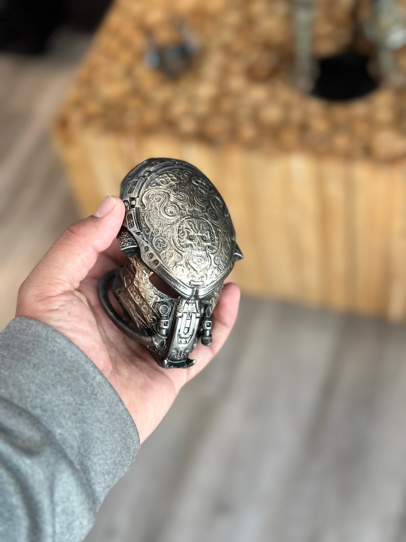 Custom Engineer Predator Mask for 1/4 Neca Jungle Hunter Predators Made ...
