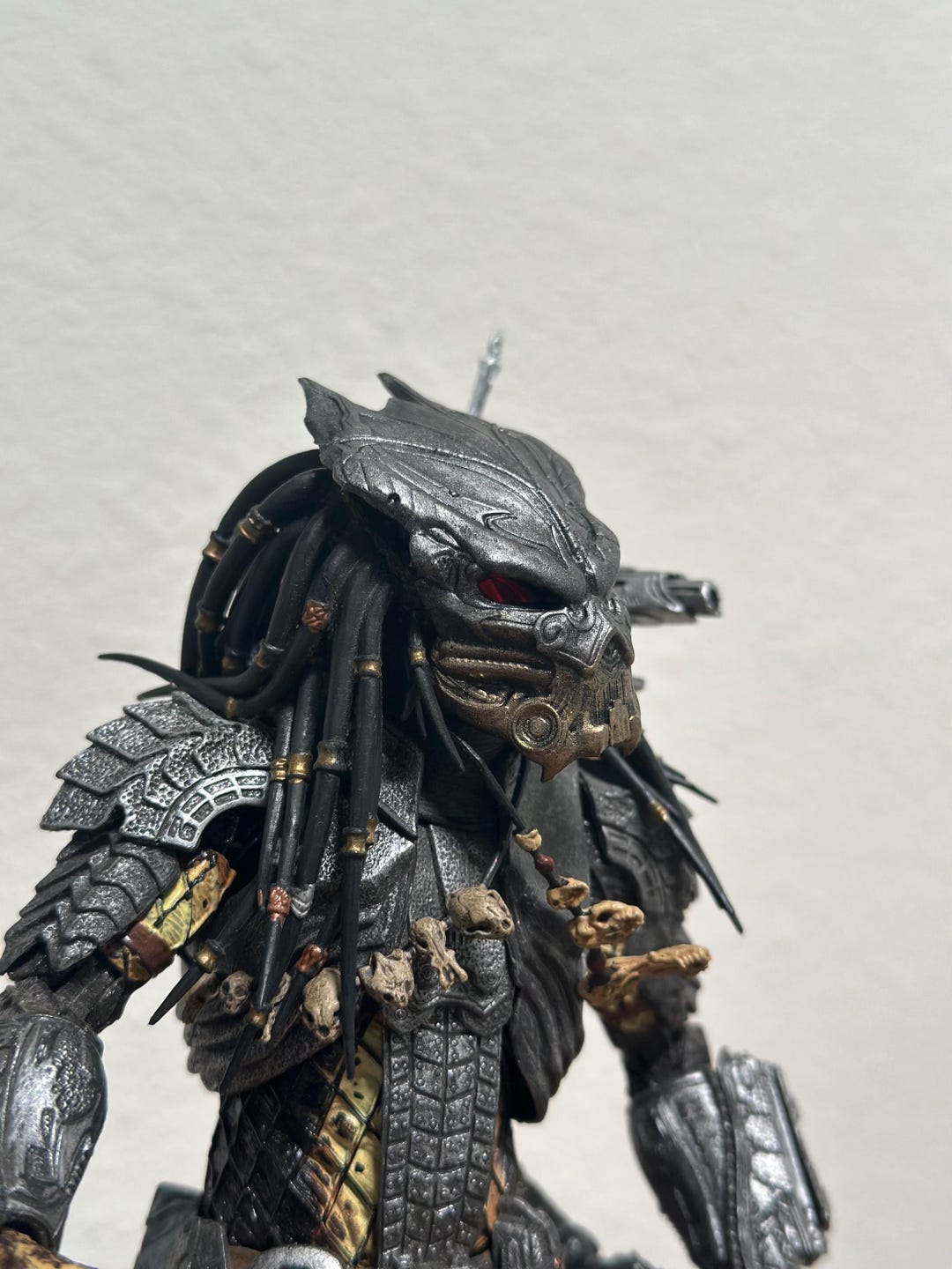 Custom Predator King Concept Battle Damaged Mask for Neca Predators ...