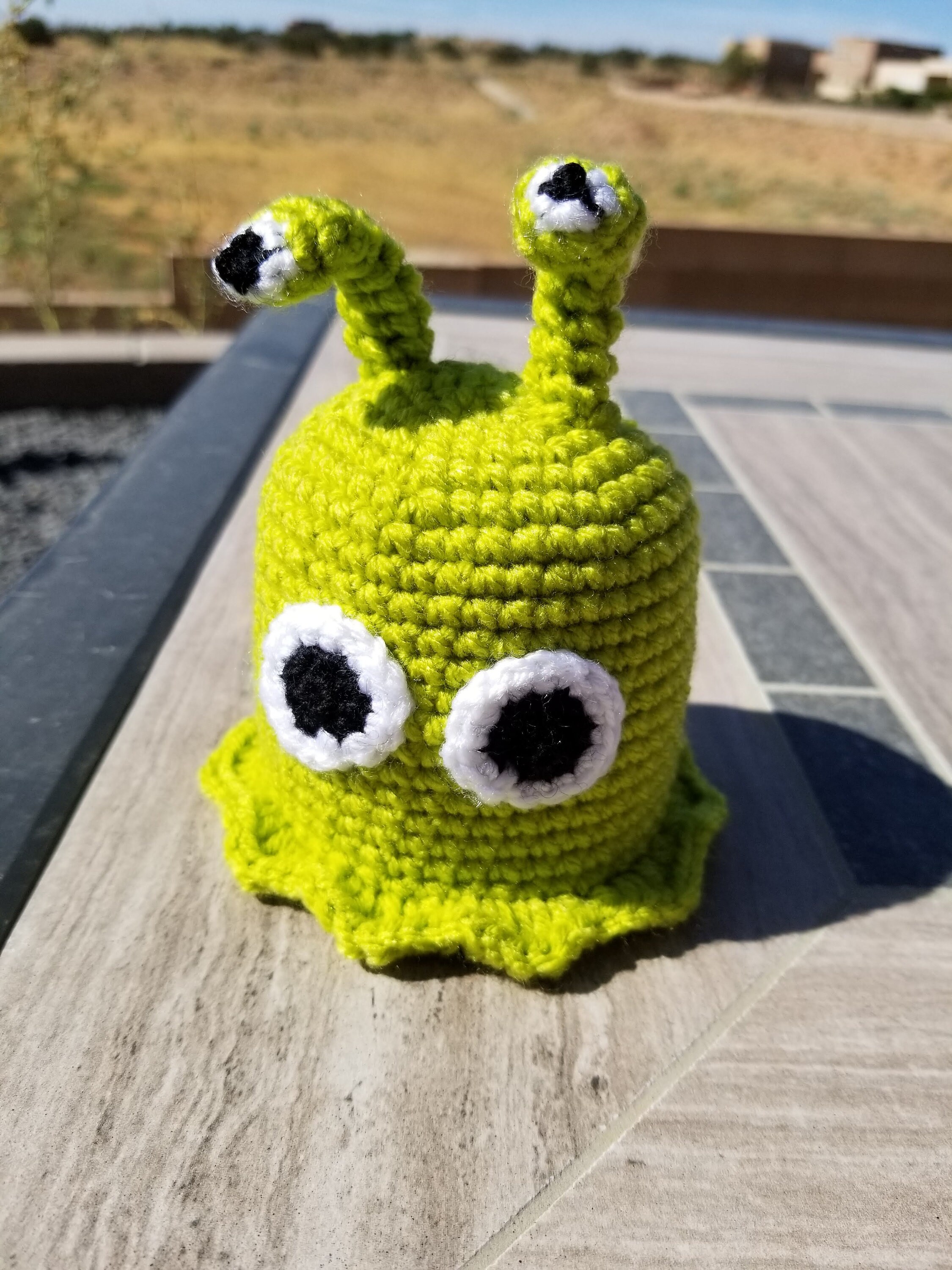 Alien Blob Desk Buddy, Crochet Stuffed Toy, Adopt a Pet, Amigurumi ...