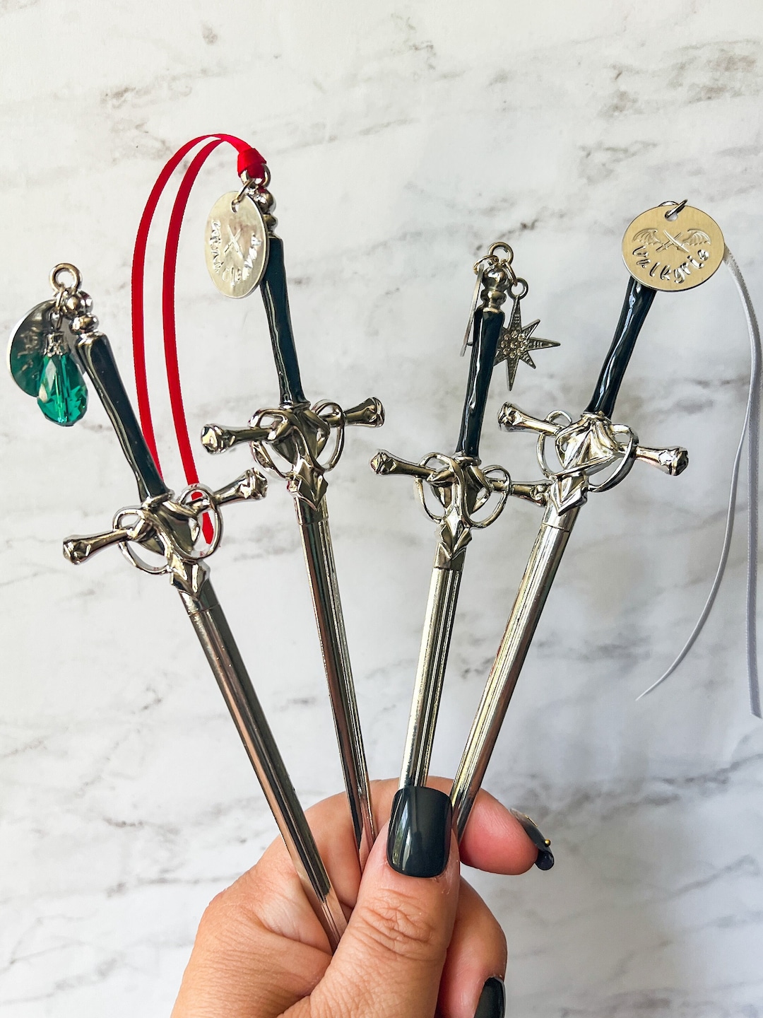 Throne of Glass Sword | Aelin Fireheart Manon Queen of Witches ...