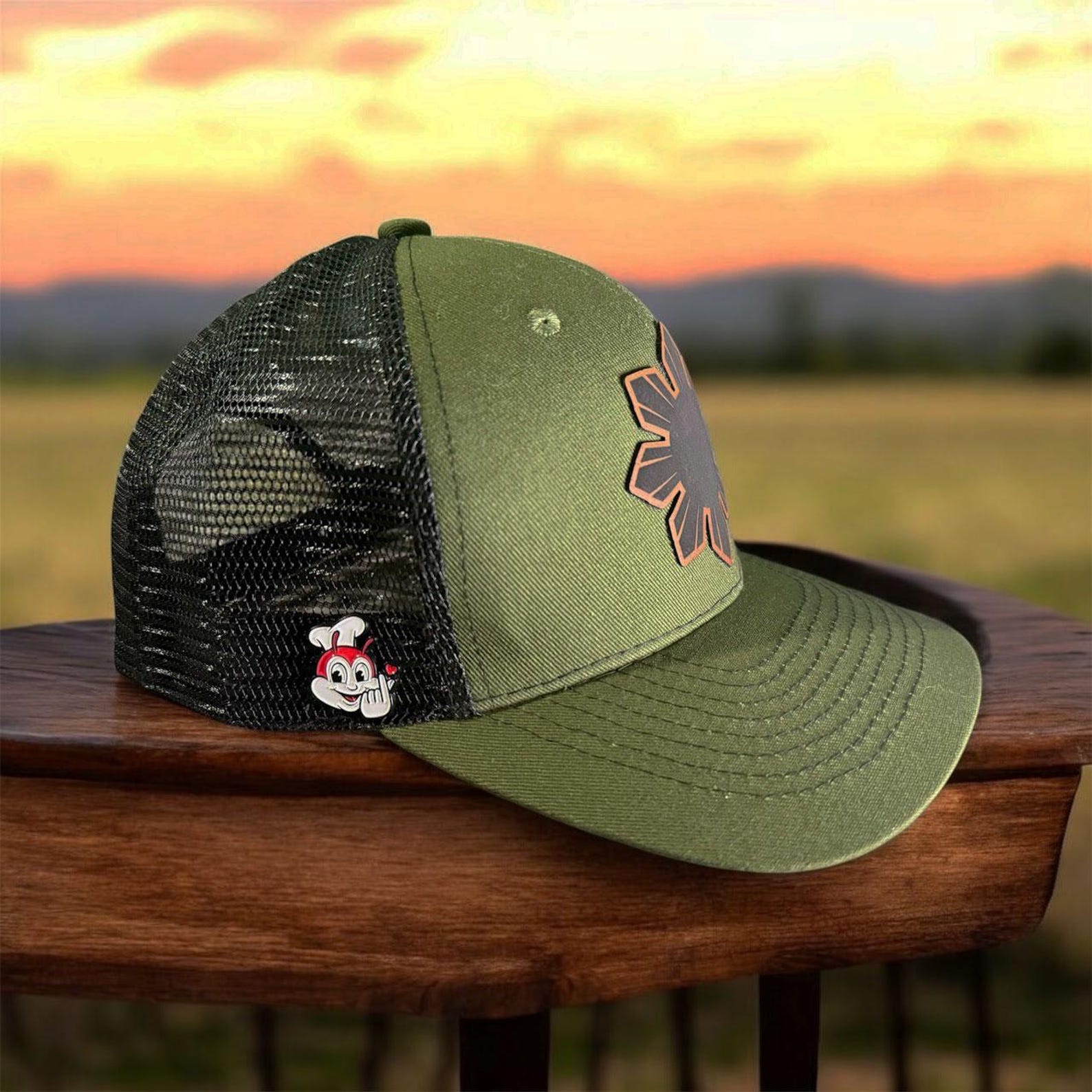 Filipino Gifts 1" Jollibee Finger Heart Enamel Pin Philippines Filipino ...