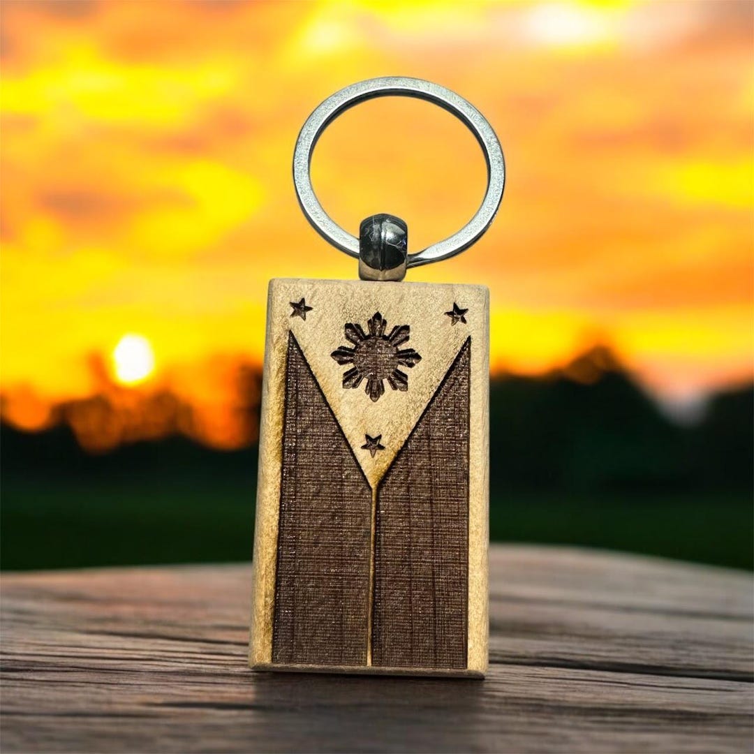 Engraved Philippine Flag Wooden Keychain: Mabuhay Baybayin Script - Etsy