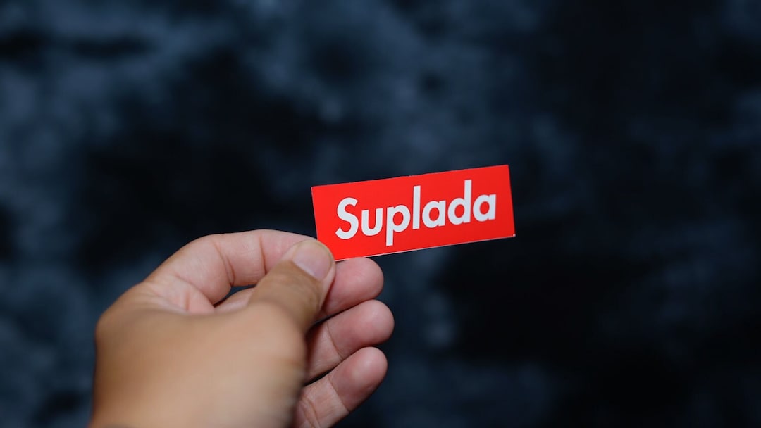 Suplada Sticker: Filipino Pinoy Gift, Laptop Decal - Etsy