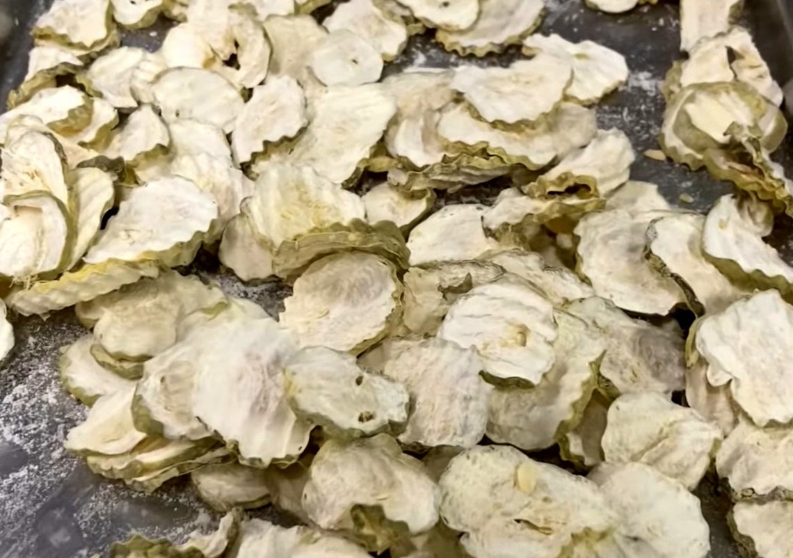 Freeze-dried Pickles From the Heartland Snack Co - Etsy