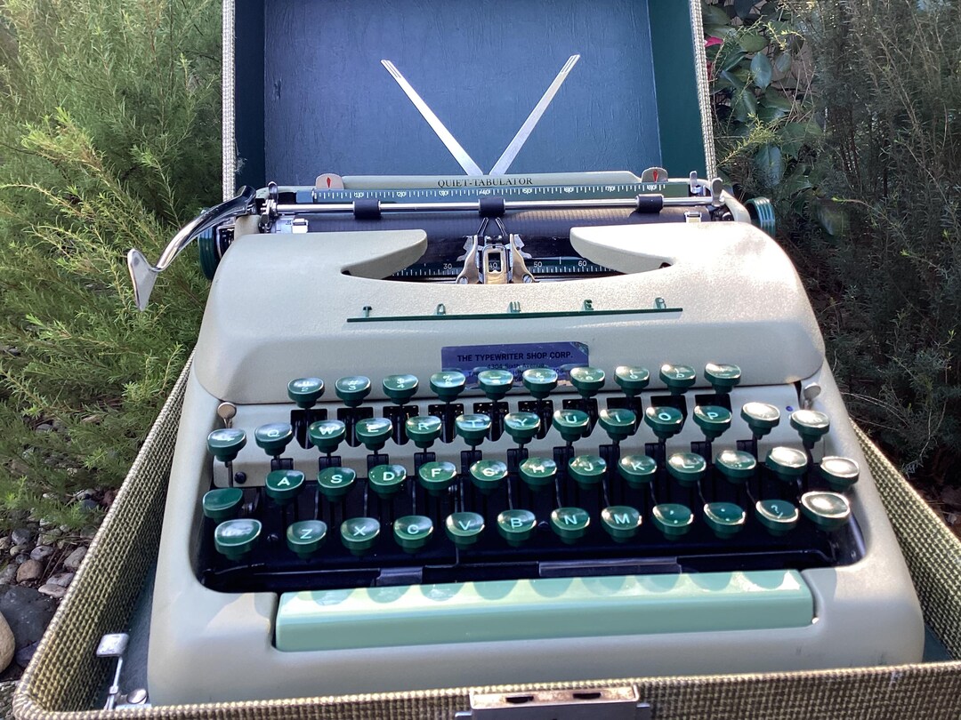 Vintage Tower Quiet Tabulator Manual Portable Typewriter With Original ...