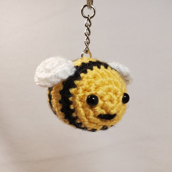 Bumble Bee Keychain - Etsy