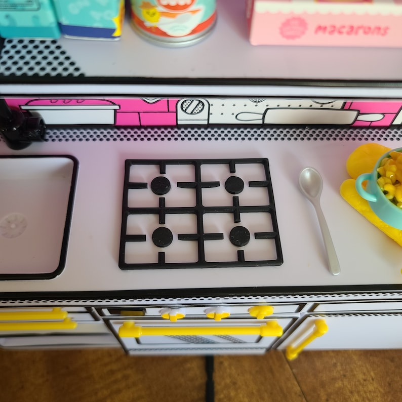 STL File 3D Printed Miniverse Kitchen Stove Top for MGA Make It Mini ...