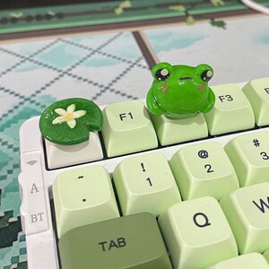 Magnetic Frog + Lilypad Detachable Keycap - Etsy