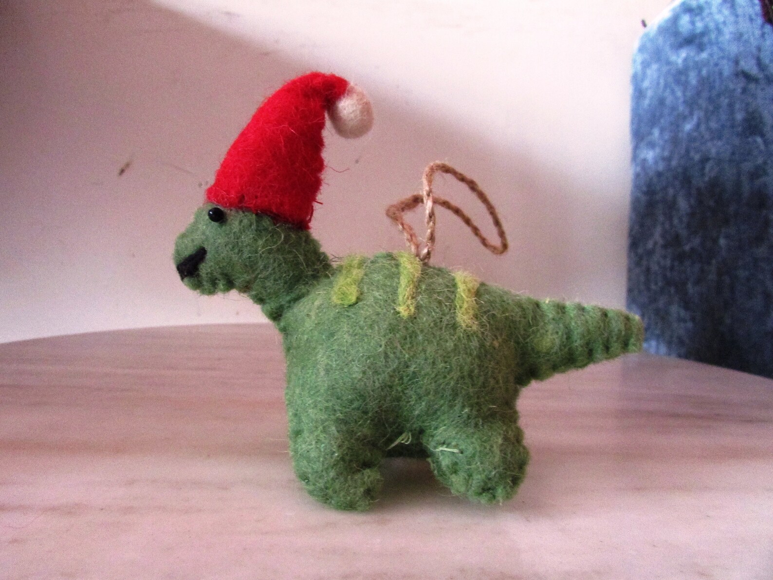 Handmade Dianasore in Christmas Cap Ornament Felted Toy for Cat Organic ...