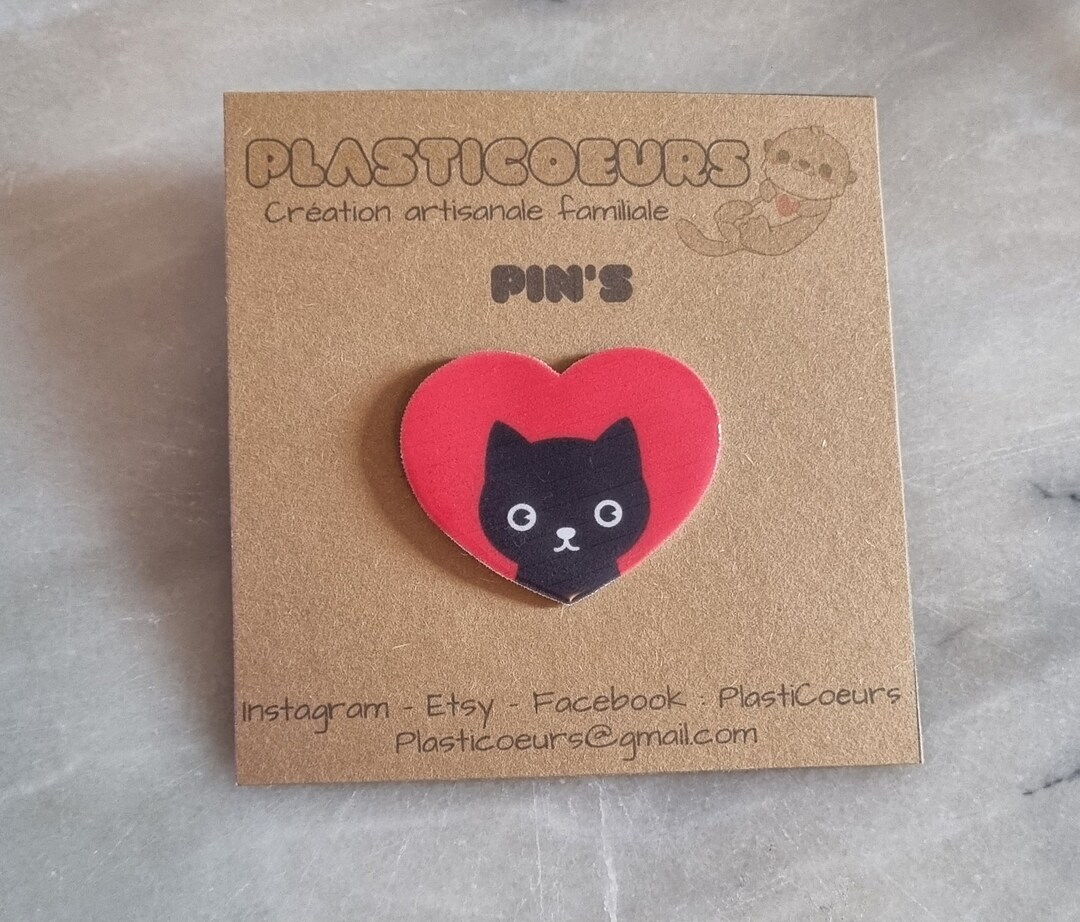 Classic Cat Heart Pin - Etsy