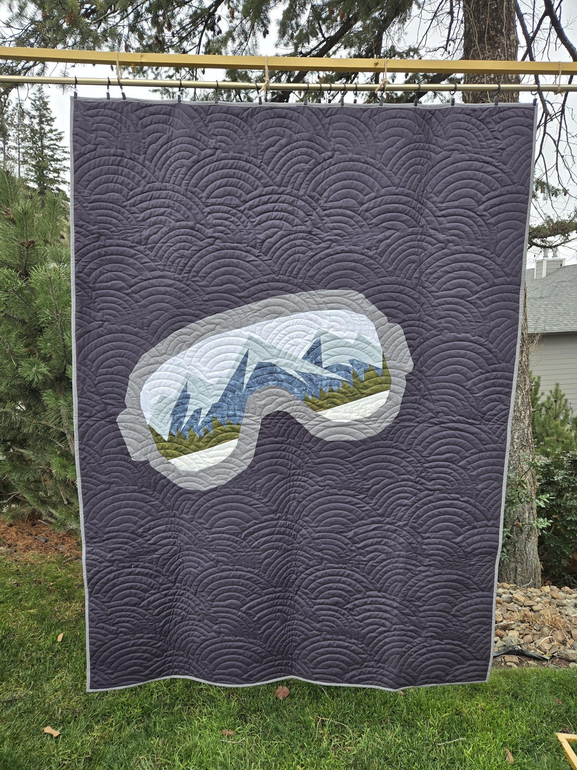 Ski/snowboard Goggle and Mountains Quilt - Etsy