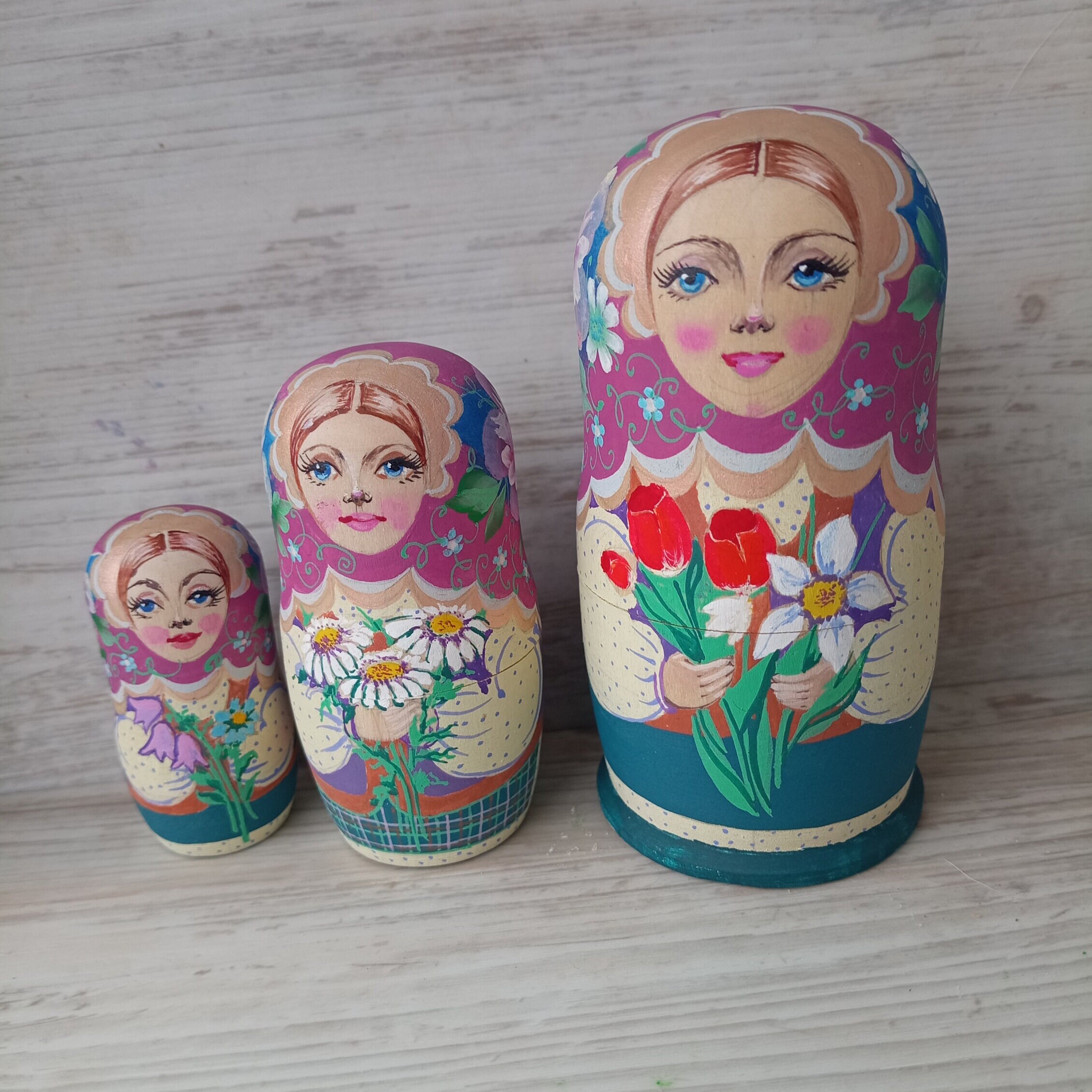 Wooden Stacking Toy Ukrainian Nesting Dolls With Spring Flowers Mothers ...