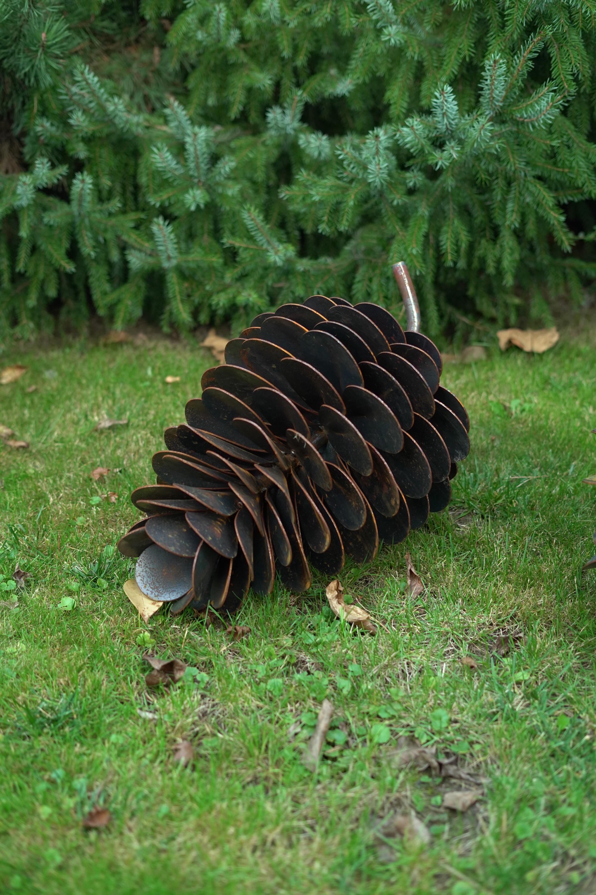 Stunning Rusted Pine Cone Sculpture for Garden Decor | Unique Metal Art ...