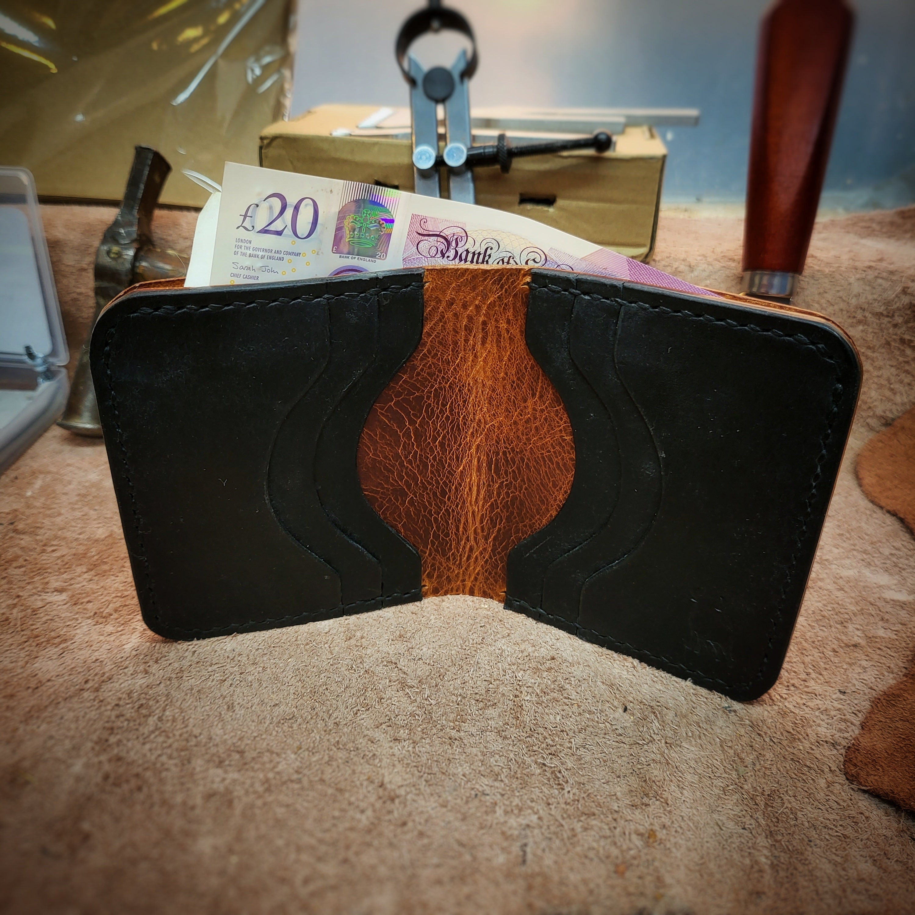 Handcrafted Italian Leather Wallet - Rustic Design With 6 Card Pockets ...