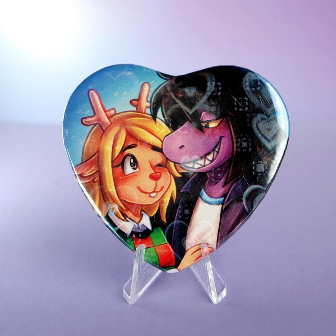 Noelle X Susie - Deltarune | Anime Heart Pin 52x27mm – Holographic ...