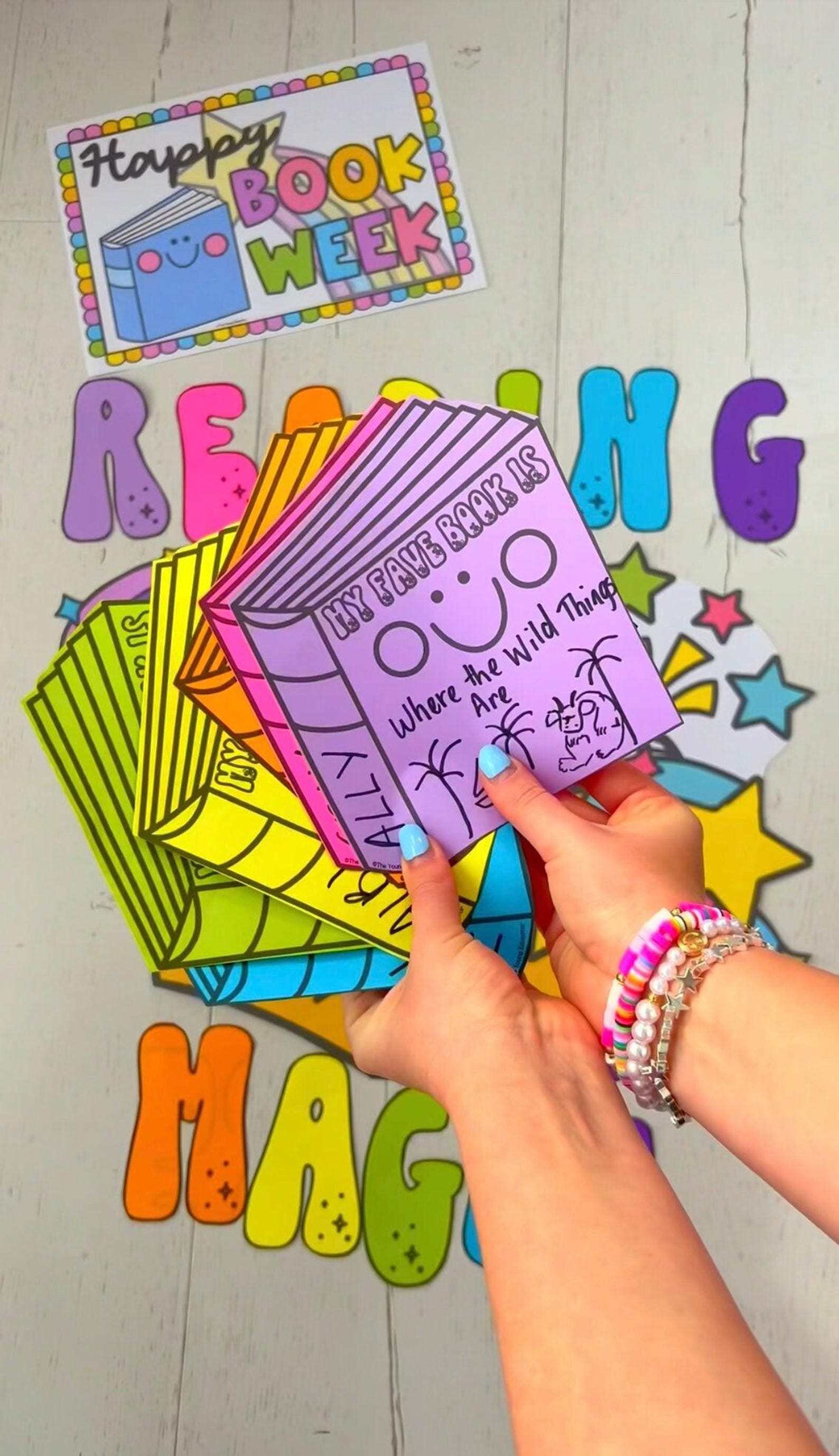 READING IS MAGIC!/ Book Reading Display / Book Week / Book Parade - Etsy