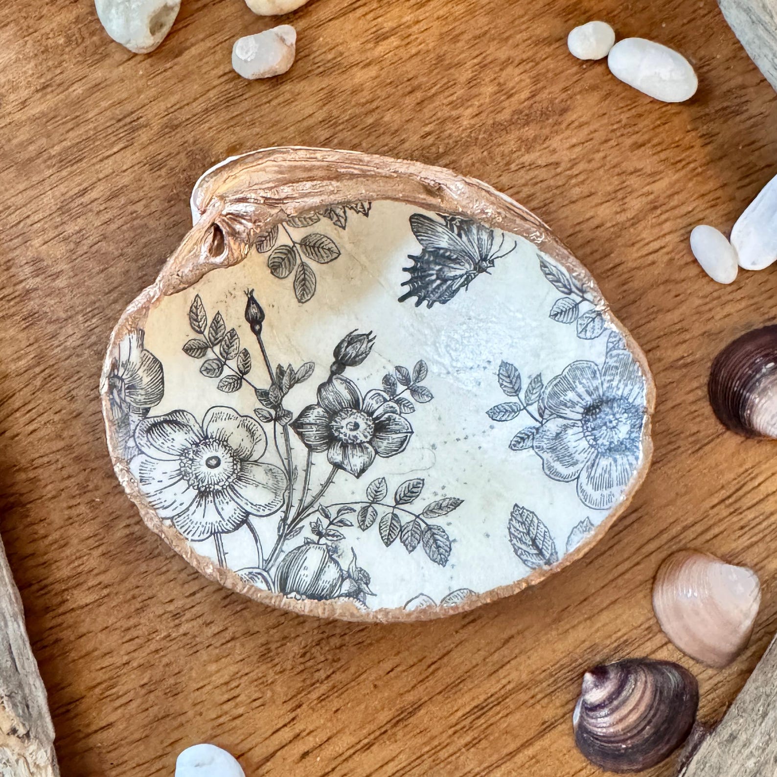 Handcrafted Decoupage Clam Shell: Floral Butterfly Jewelry Dish - Etsy