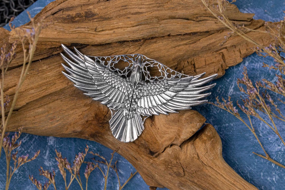 Raven Cloak Clasp - Etsy