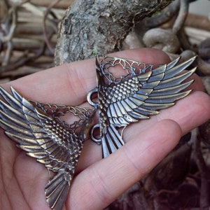 Raven Cloak Clasp - Etsy