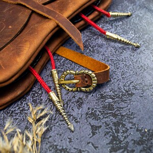 Medieval Leather Kidney Pouch - Etsy