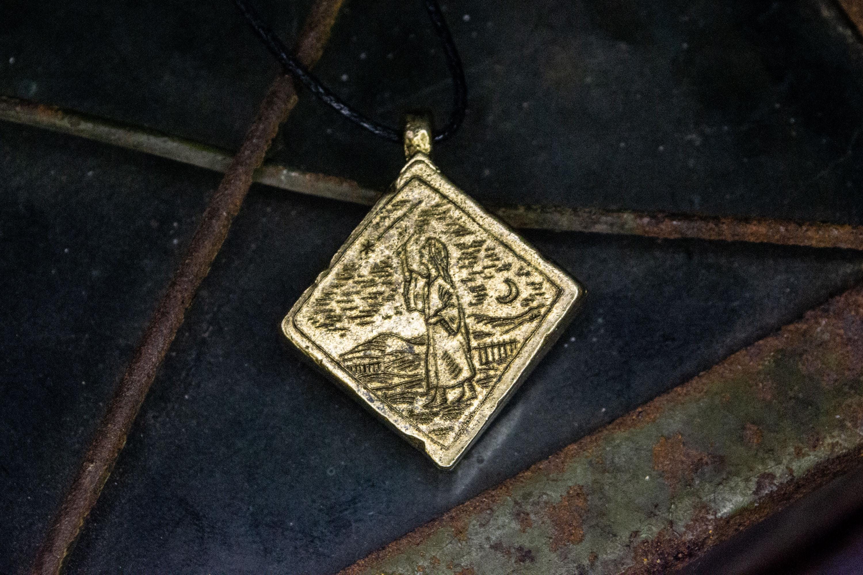 Elden Ring Brass Pendant: Game Keychain, Backpack Charm - Etsy