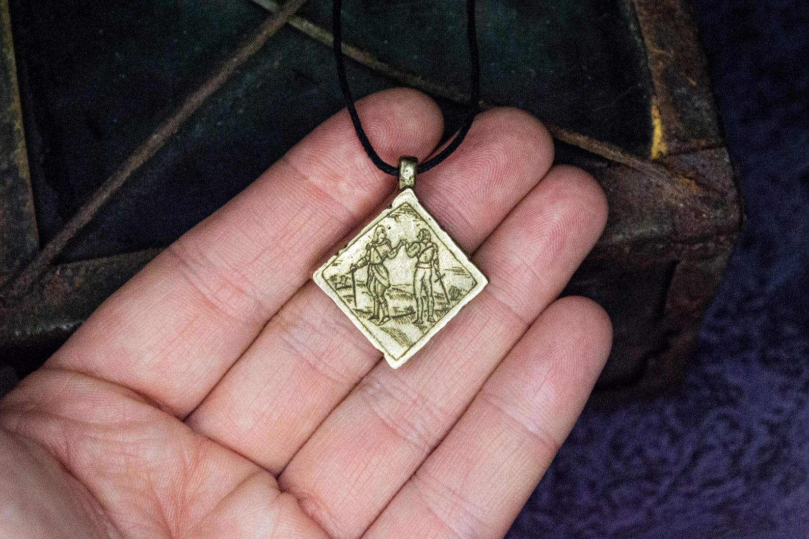 Elden Ring Brass Pendant: Game Keychain, Backpack Charm - Etsy