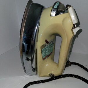 1960s Montgomery Ward Signature Iron - Etsy