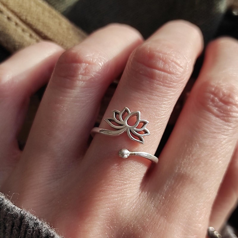 Lotus Ring - Etsy