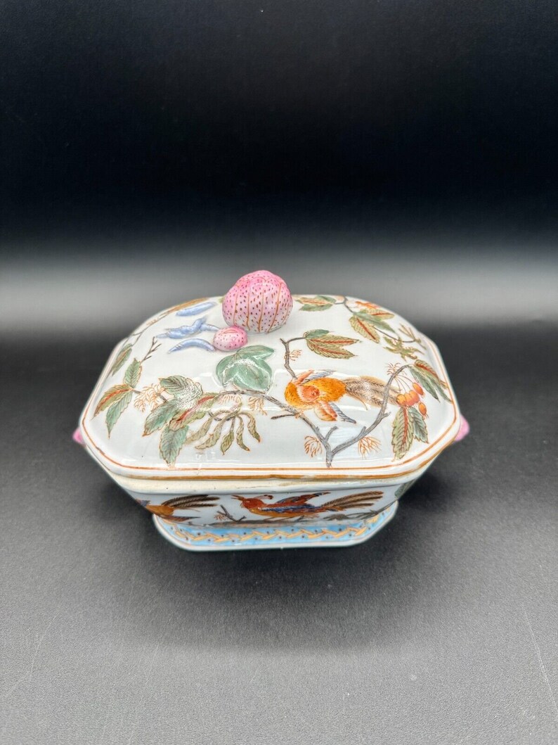Hand Painted Antique Chinese Strawberry / Bird Multicolor Porcelain Box ...