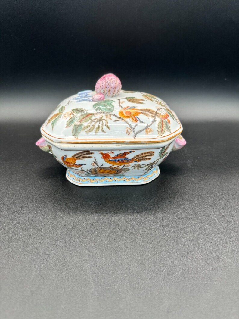 Hand Painted Antique Chinese Strawberry / Bird Multicolor Porcelain Box ...