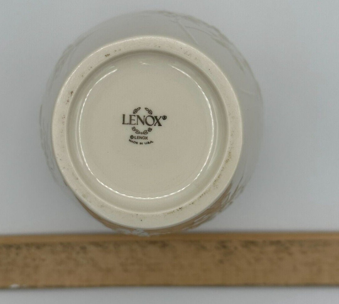 Lenox Masterpiece Collection Made in USA 7” Tall Porcelain Flowers Vase ...