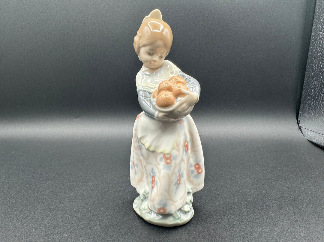 LLADRÓ Valencia Girl Figurine: Basket of Oranges, #4841, 7" Glazed ...