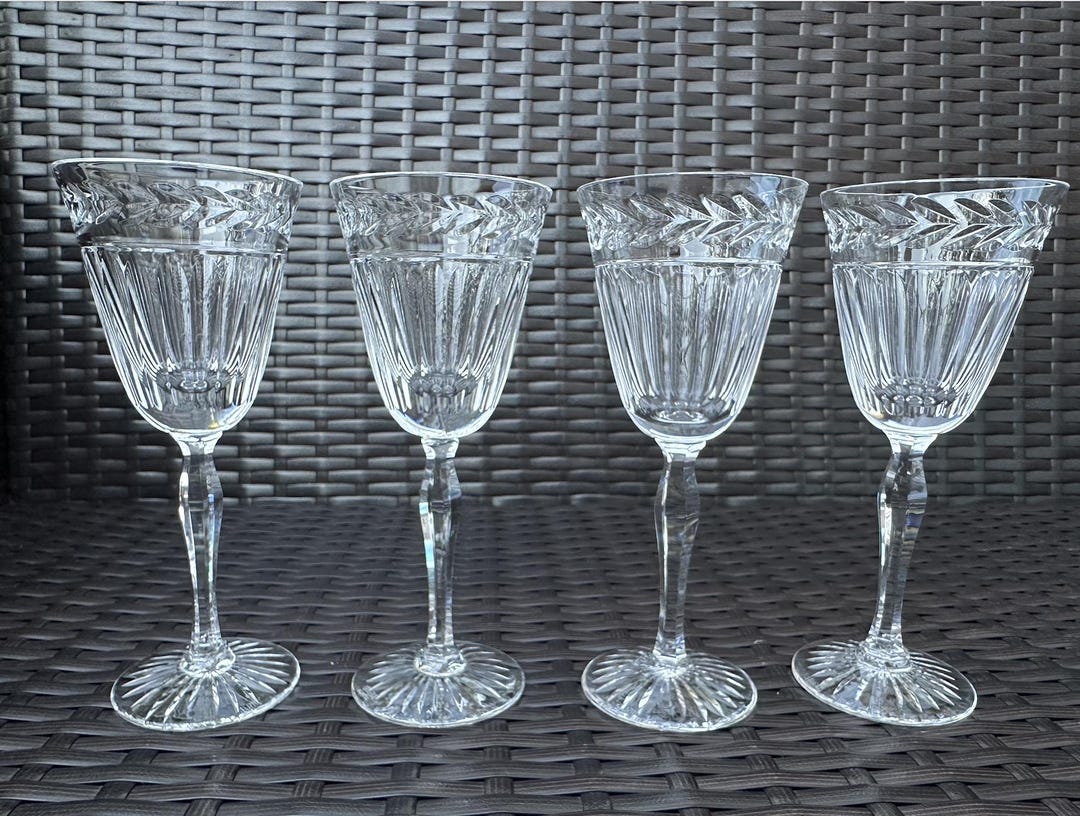 STUART Senator Crystal Wine Glasses, Cut Laurel Design, Set of 4 ...