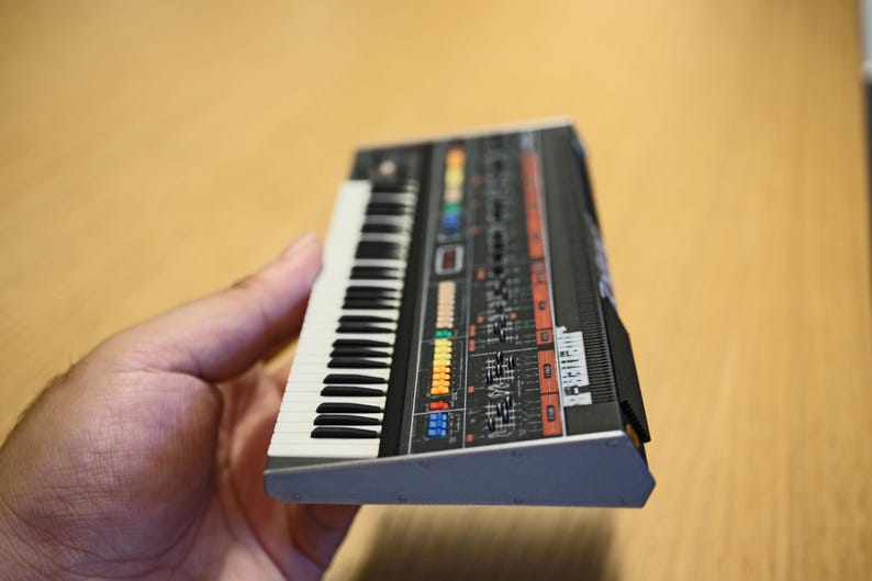 Miniature Roland JUPITER 8 Synthesizer: 1/6 Scale Collectible With ...