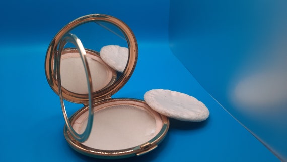 Stratton Gold Powder Compact - Gem