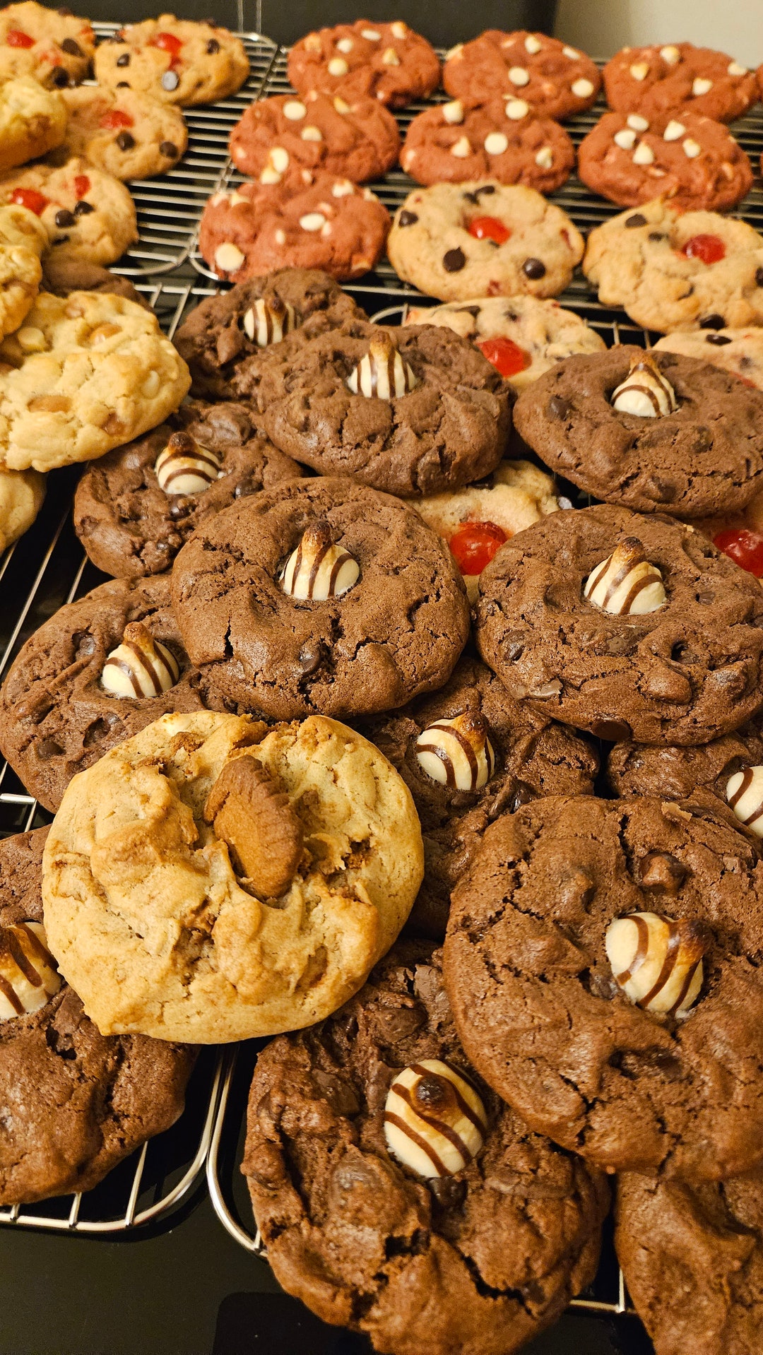 Assorted Flavors Cookies Box - Etsy