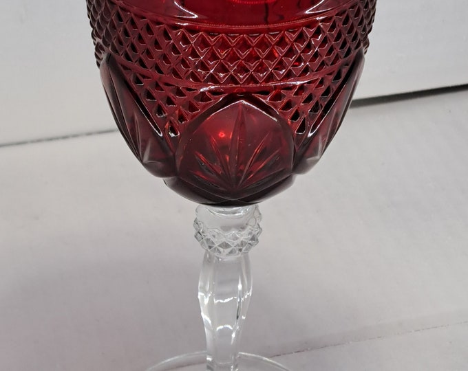 Ruby Red Luminarc Cristal D’arques Durand Clear Stem Water/wine Goblet ...