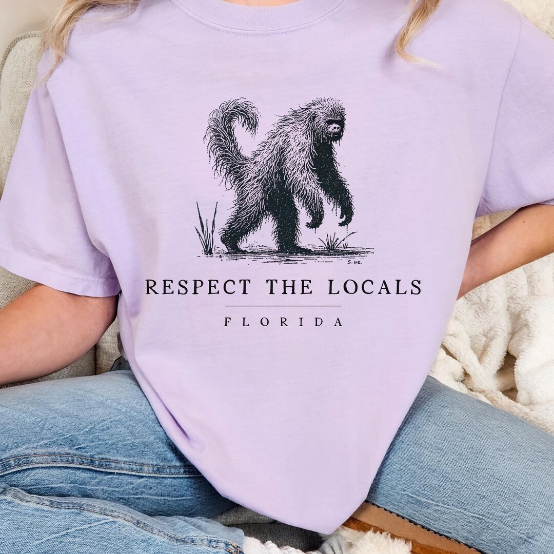 Skunk Ape Everglades Cryptid T-shirt | Spooky Florida Swamp Monster Tee ...