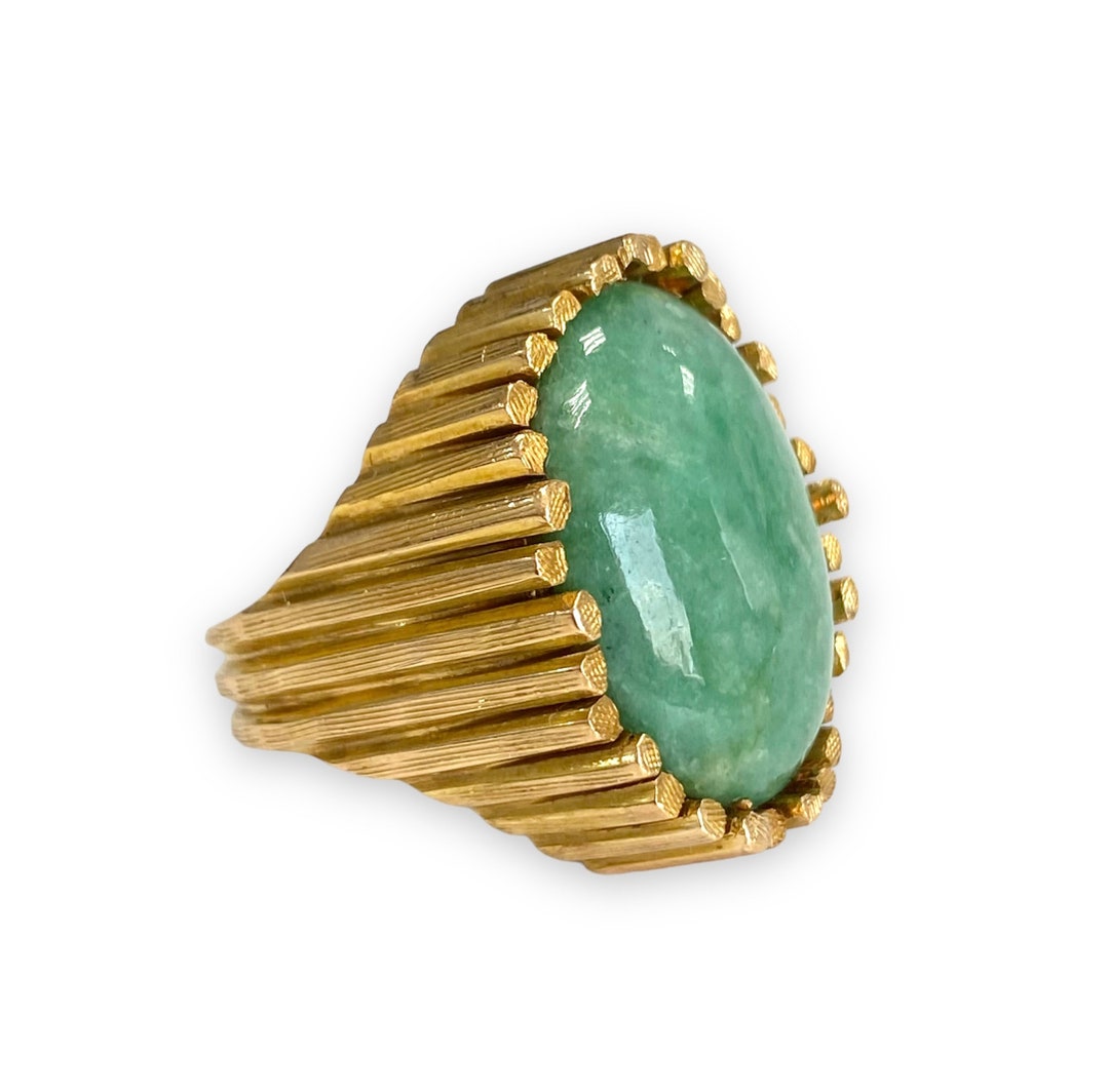 Jadeite Signet Ring in 14k Yellow Gold Mexico - Etsy