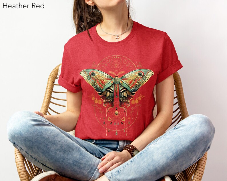 Moth Shirt Mystical Luna Moth Tee Celestial Butterfly T-shirt Vintage ...