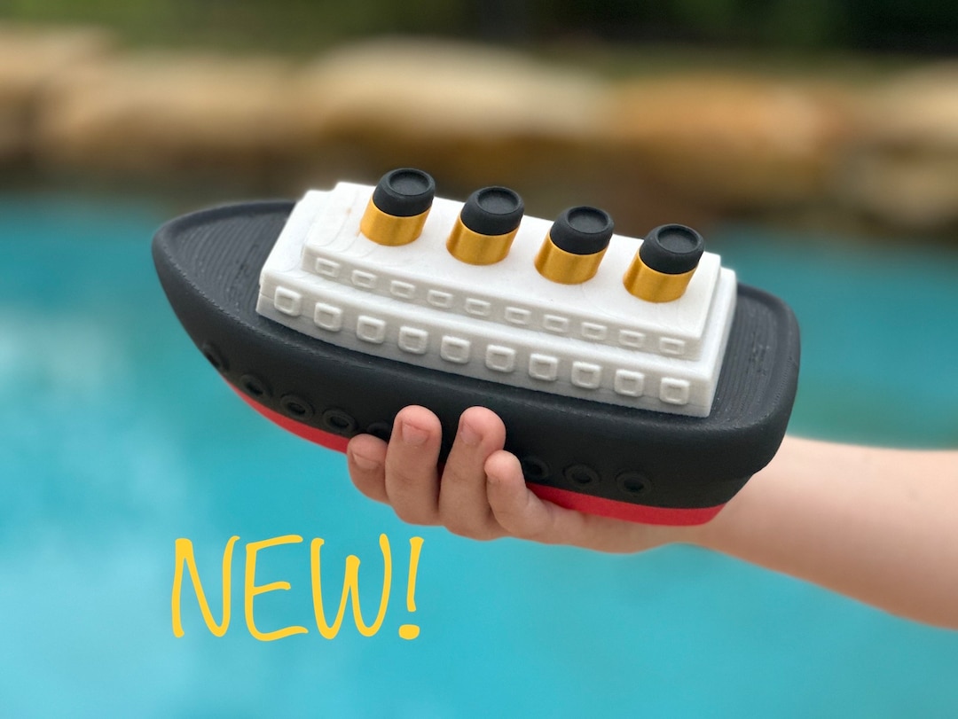 TITANIC cartoon Version Floating Bath/pool Toy - Etsy