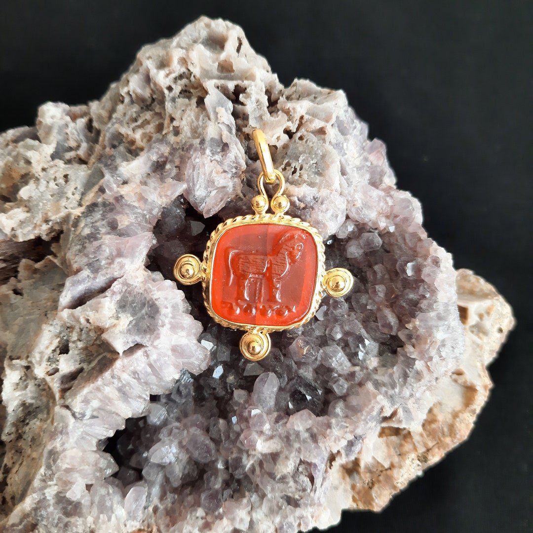 Intaglio Glass Pendant Trojan Horse , Glass Art Intaglio Silver Pendant ...
