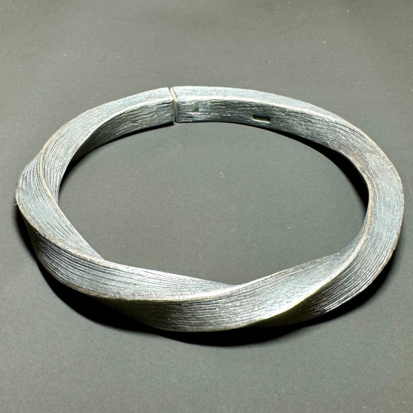 Mobius Bangle - Etsy