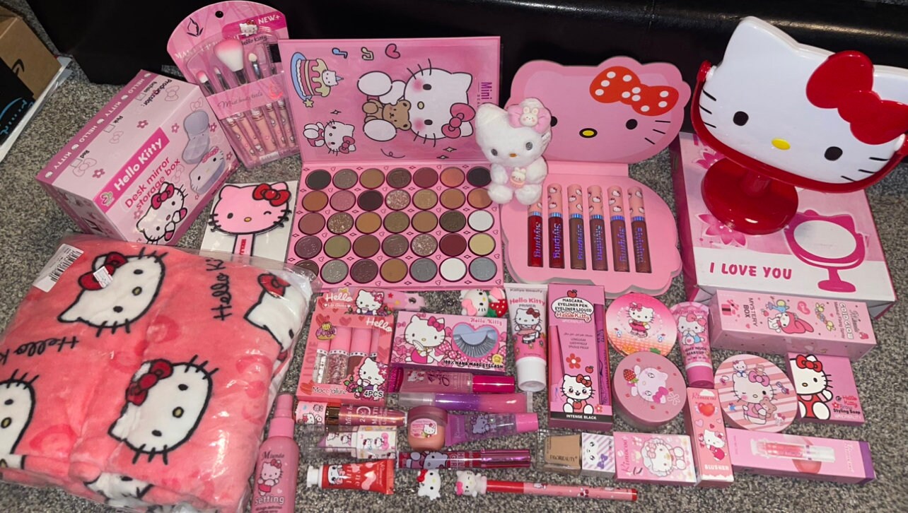 Hello Kitty Bundle - Etsy
