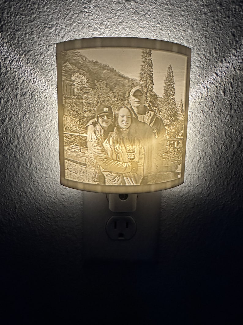 Custom Photograph Lithophane 3D Print - Gzerozeroprints - Etsy